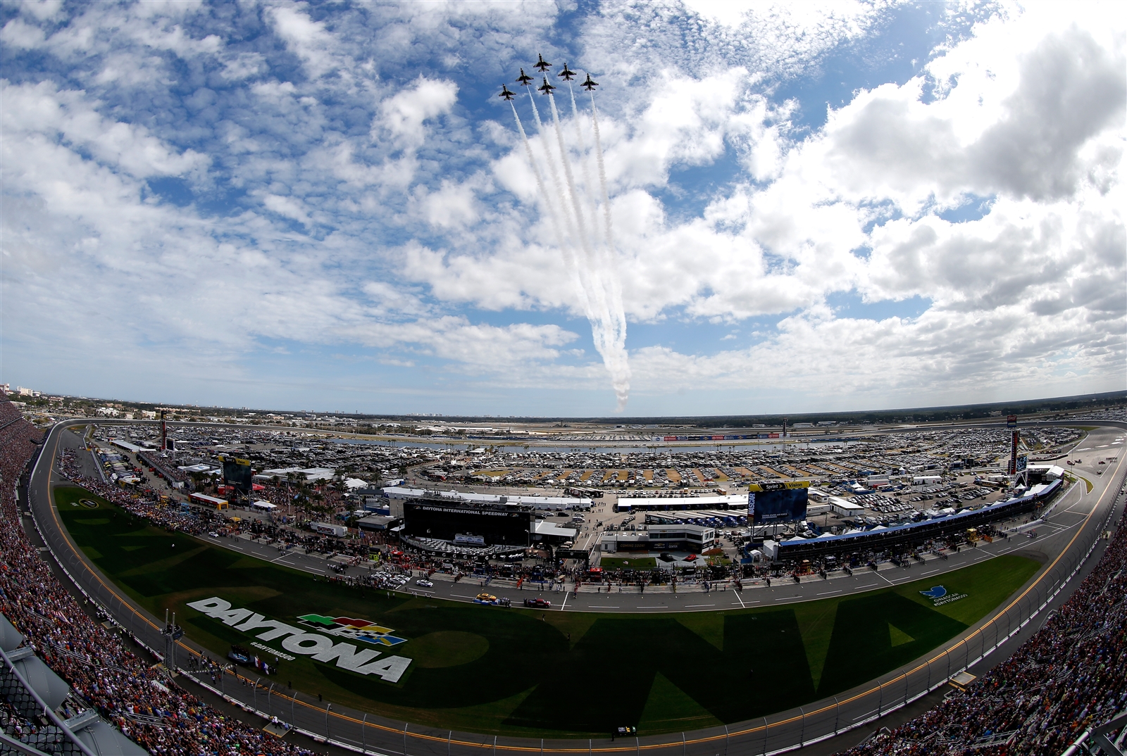 Best photos from the Daytona 500 - Official Site Of NASCAR