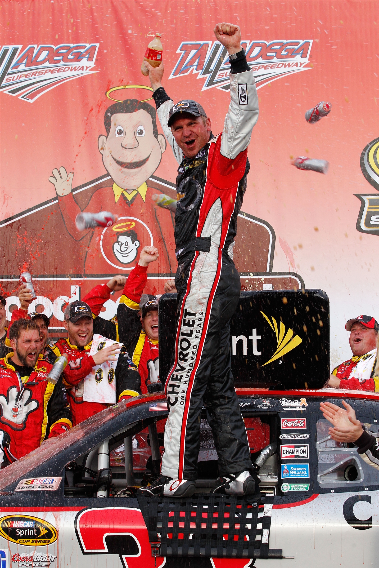 All of Clint Bowyer's NASCAR Cup Series wins | NASCAR.com