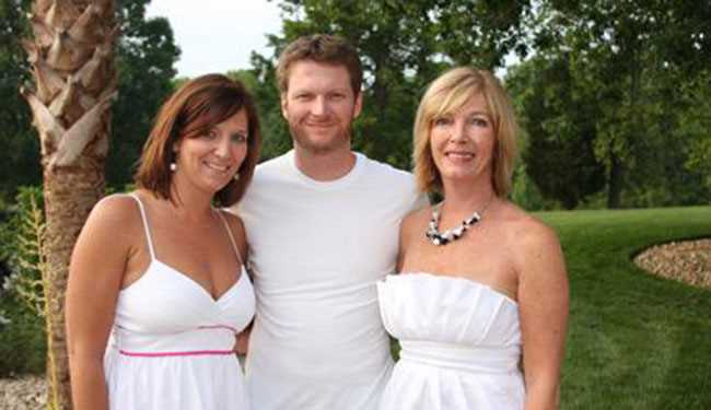 NASCAR celebrates Mother's Day - Official Site Of NASCAR