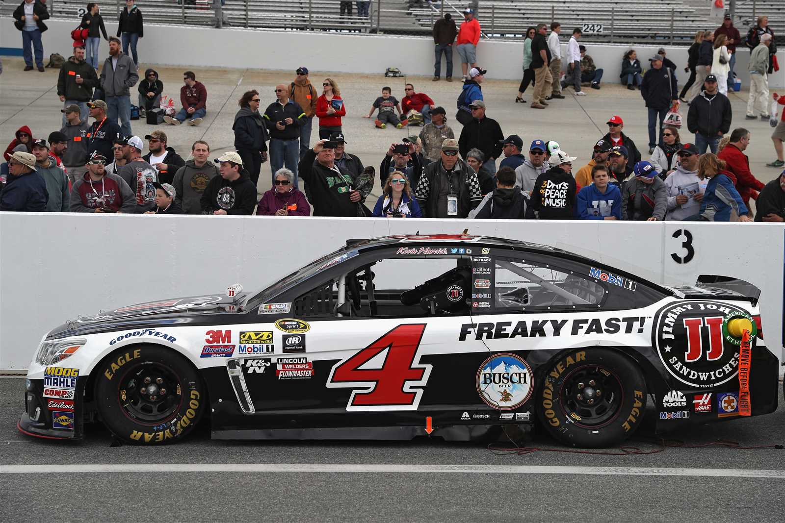 At-track photos: Sunday, Dover - Official Site Of NASCAR