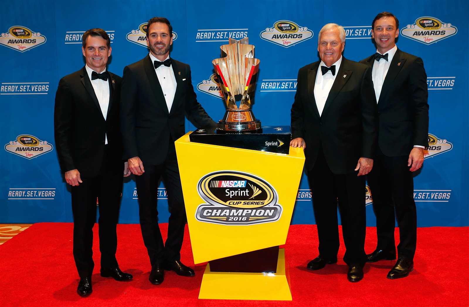 Red Carpet Photos from the 2016 Awards - Official Site Of NASCAR