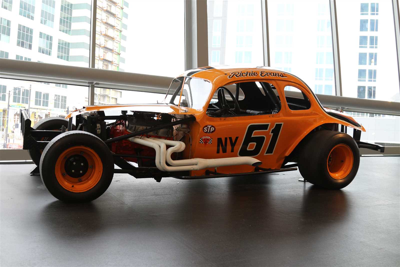 Glory Road 'ICONS': Legendary cars and cars of legendary drivers ...