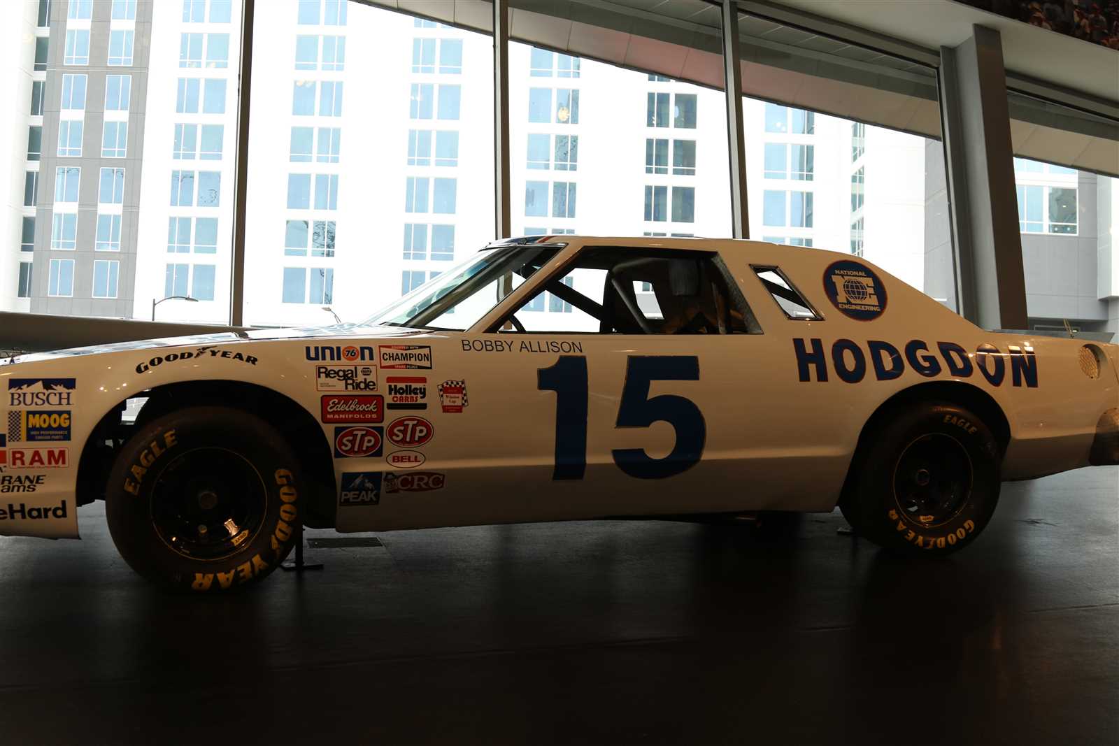 Glory Road 'ICONS': Legendary cars and cars of legendary drivers ...