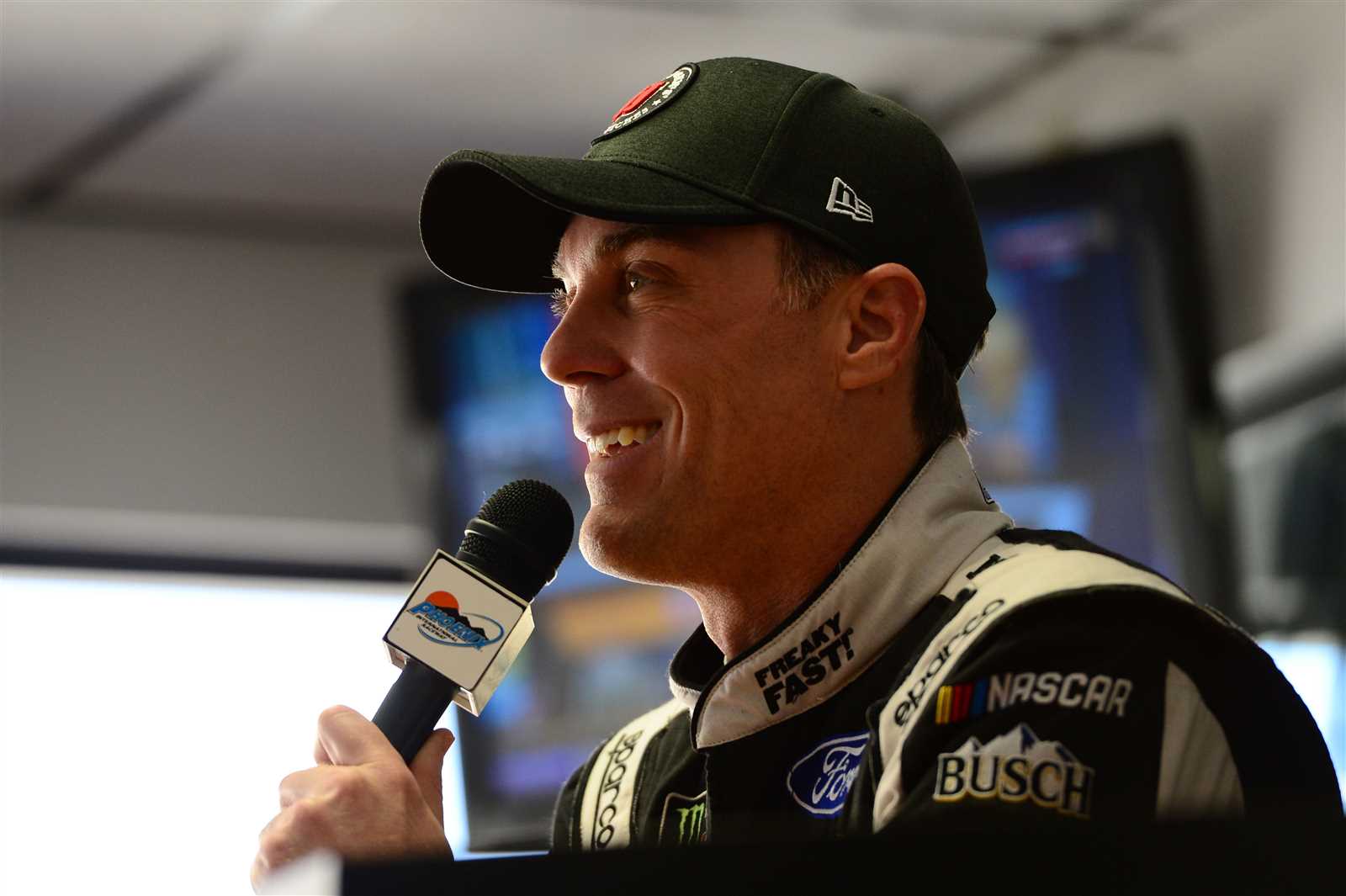 Phoenix test: Scenes from the desert - Official Site Of NASCAR