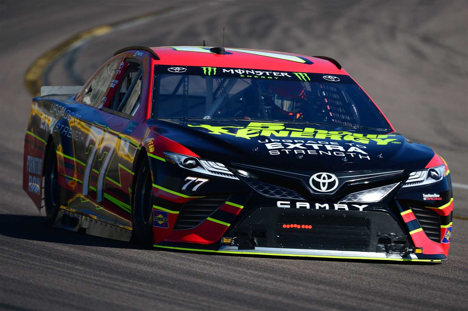 Phoenix test: Scenes from the desert - Official Site Of NASCAR