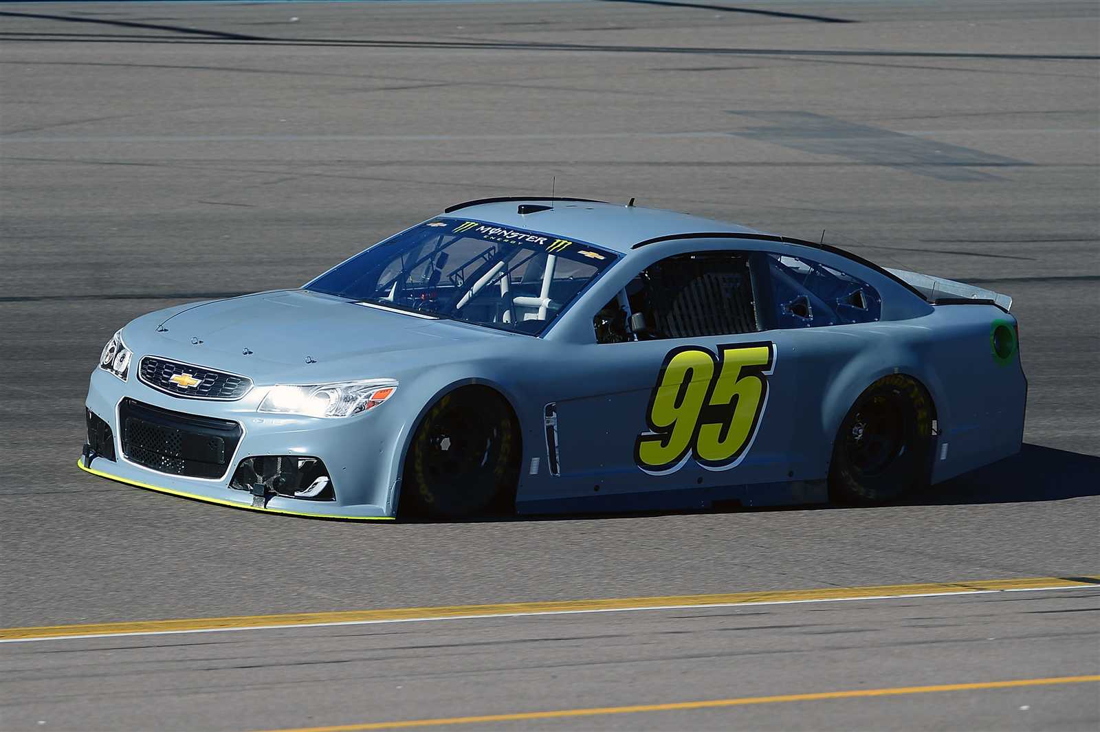 Phoenix test: Scenes from the desert - Official Site Of NASCAR