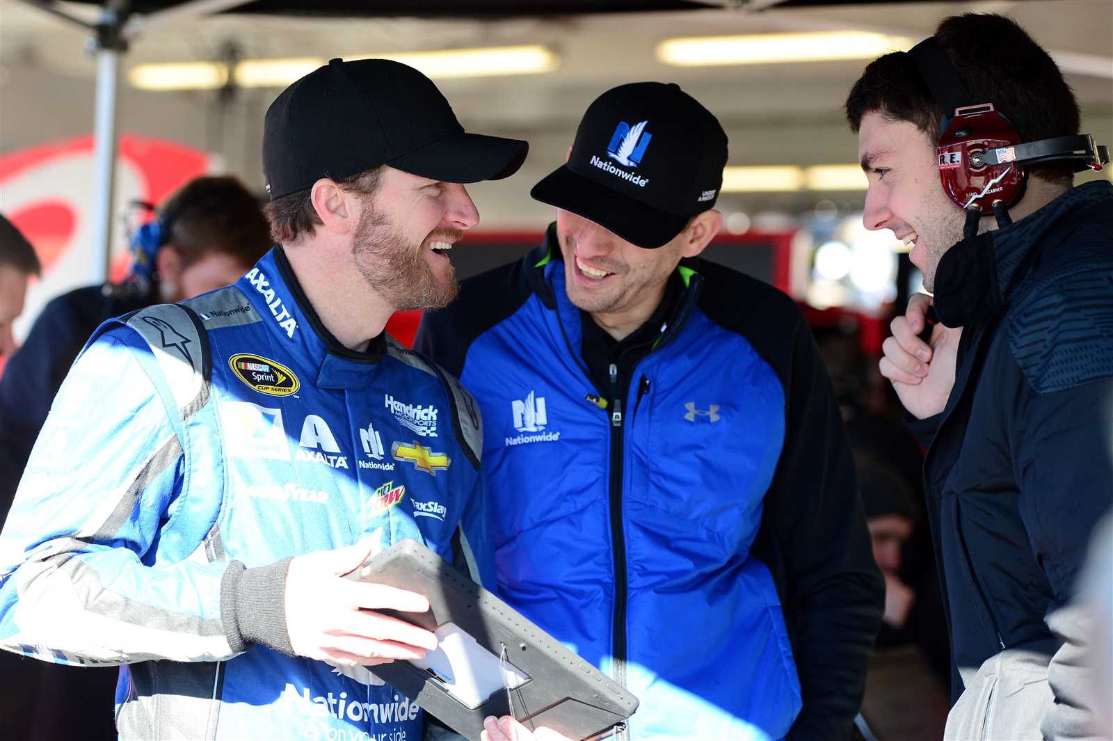 Phoenix test: Scenes from the desert | Official Site Of NASCAR