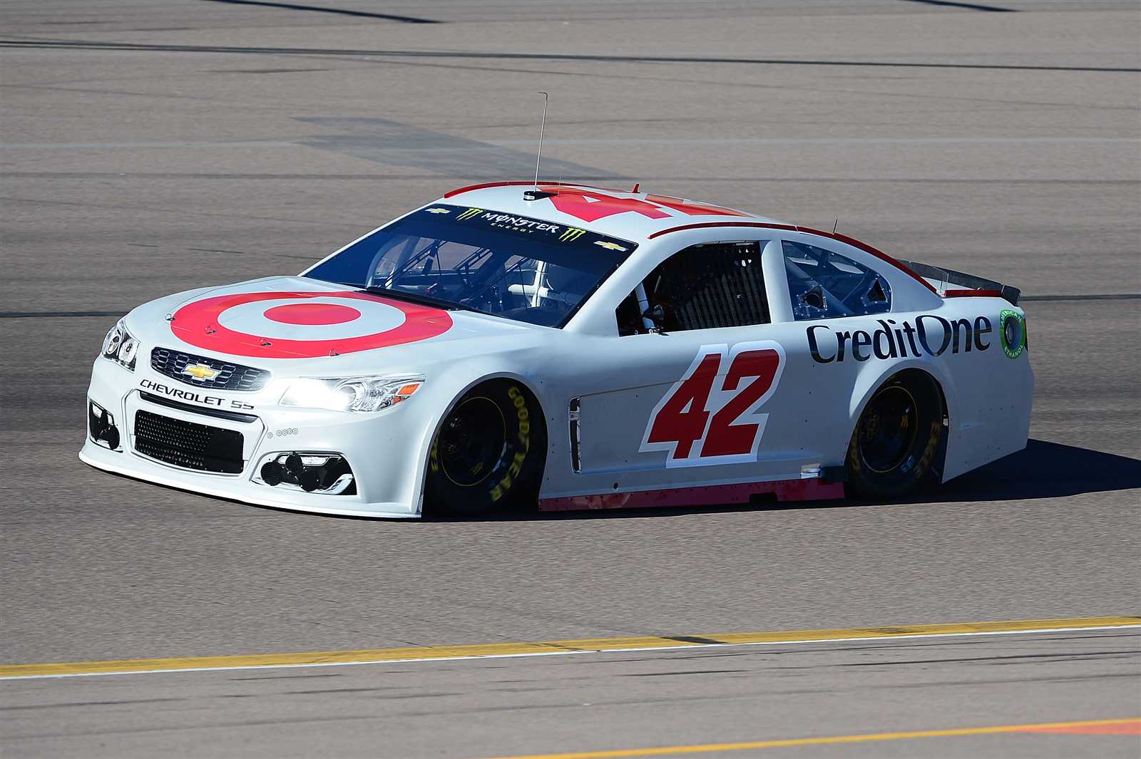 Phoenix test: Scenes from the desert - Official Site Of NASCAR
