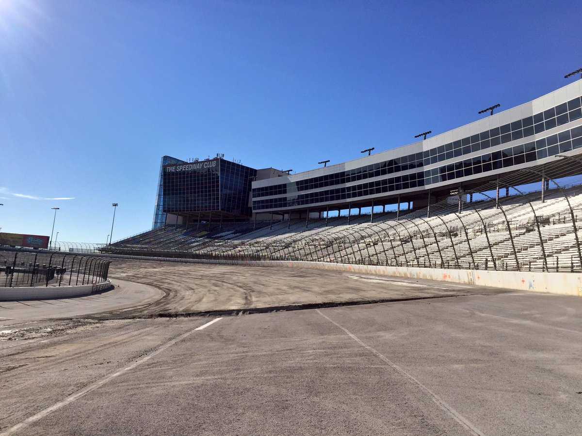 Texas Motor Speedway repave in photos | NASCAR