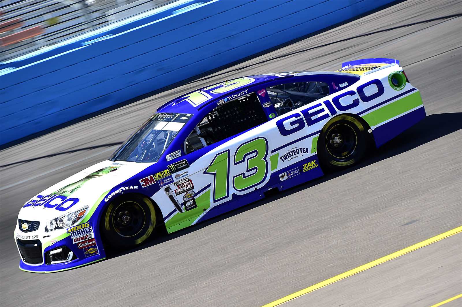 Starting lineup for Camping World 500 - Official Site Of NASCAR