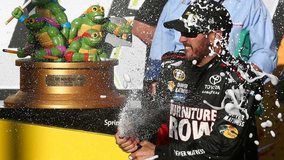 Through the years: Nickelodeon at the track | NASCAR