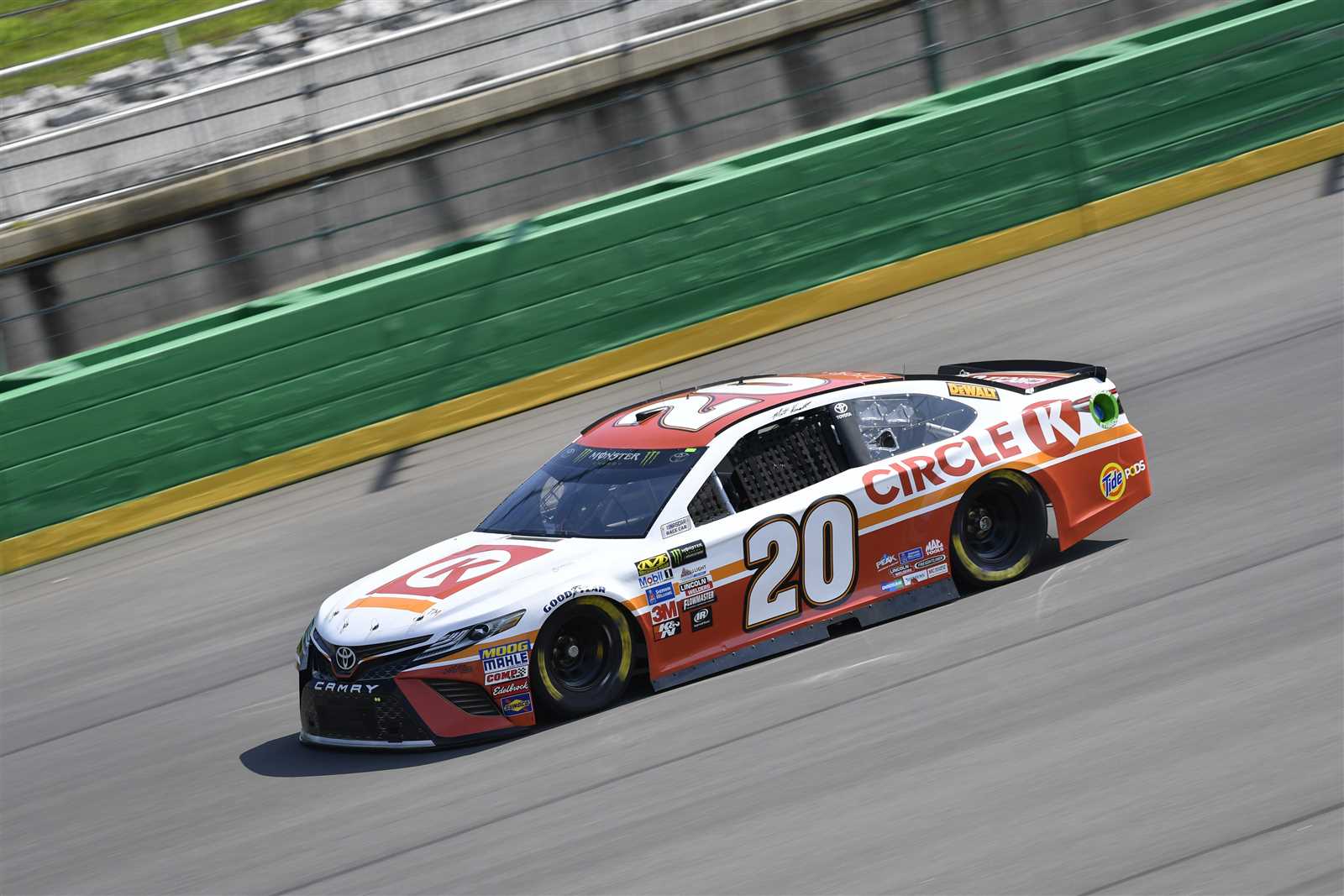 Starting lineup for Quaker State 400 - Official Site Of NASCAR