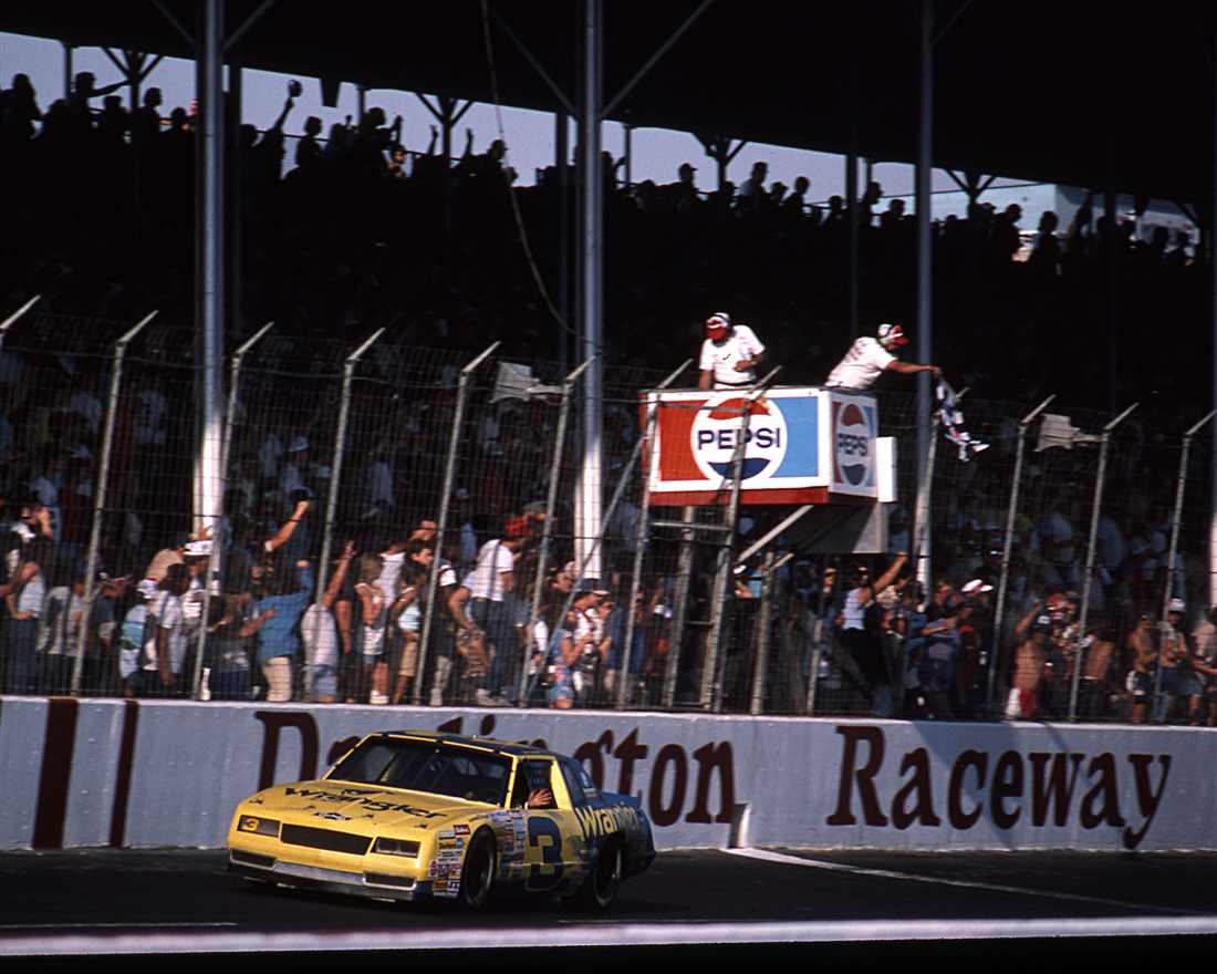Throwin' it back to 1986 - Official Site Of NASCAR