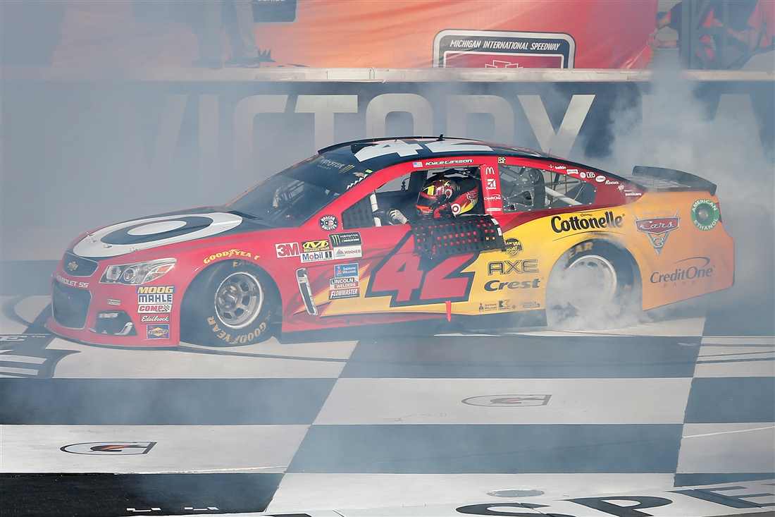 Kyle Larson 2017 Season Recap - Official Site Of NASCAR