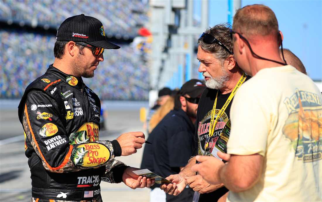 @nascarcasm: The best things about being a NASCAR driver - Official ...