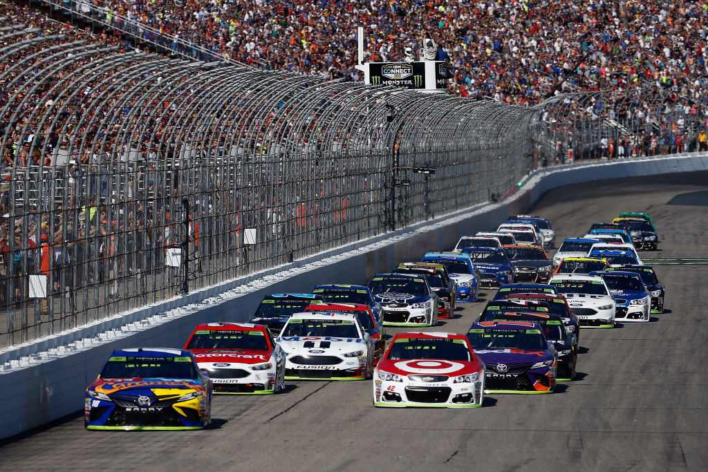 Surface texture of NASCAR tracks (smooth to rough) | NASCAR.com