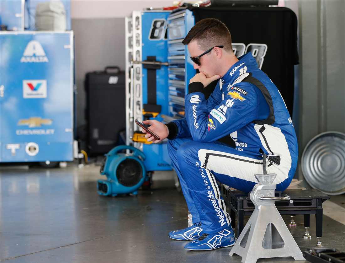 @nascarcasm: Meet Alex Bowman, NASCAR's most meme-able driver ...