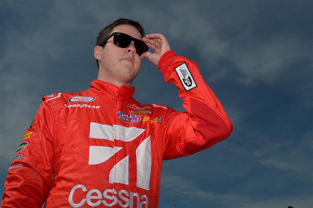@nascarcasm: Meet Alex Bowman, NASCAR's most meme-able driver ...