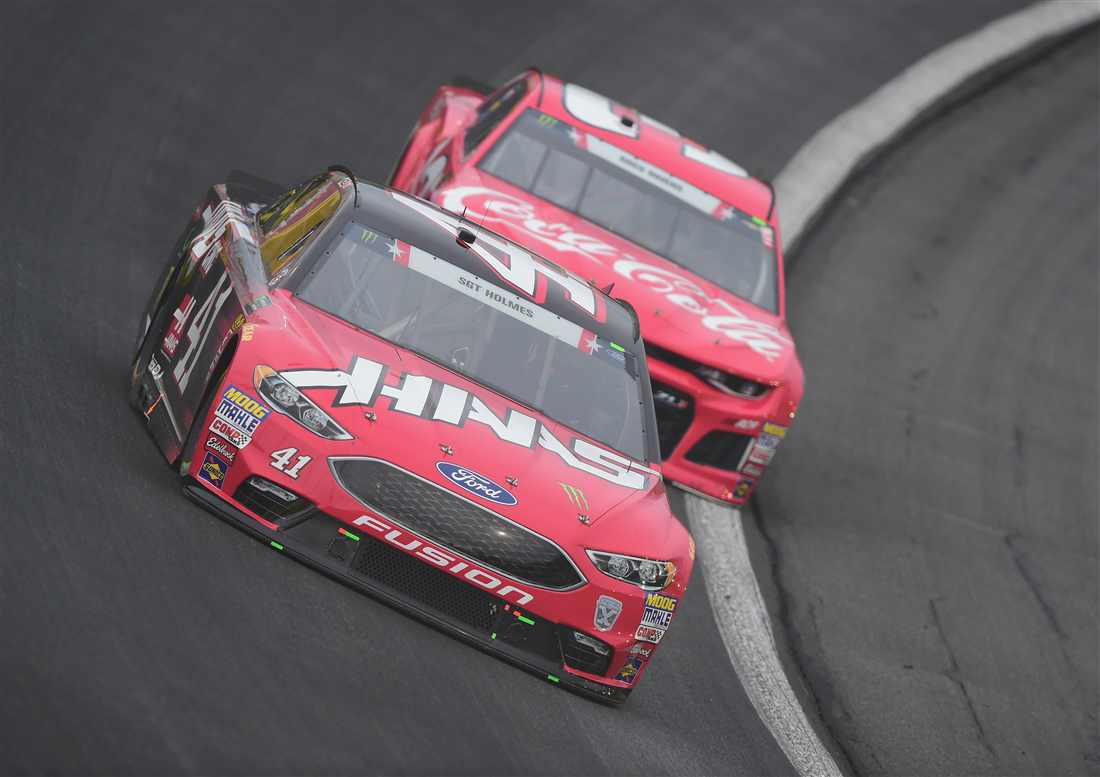 Ranking NASCAR's top 10 passers - Official Site Of NASCAR