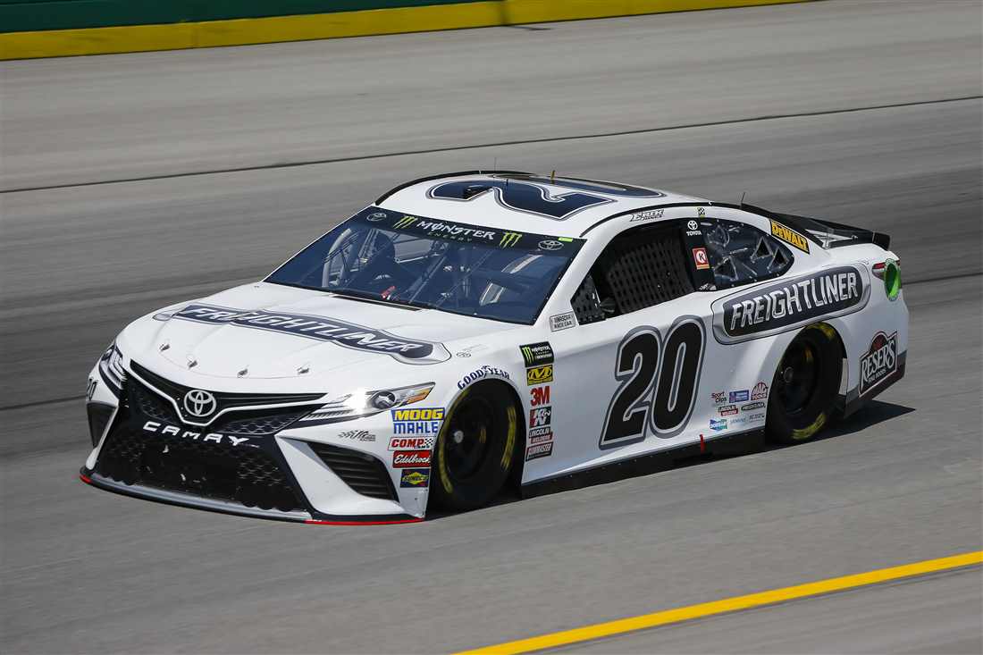 Starting lineup for the Quaker State 400 presented by Walmart ...