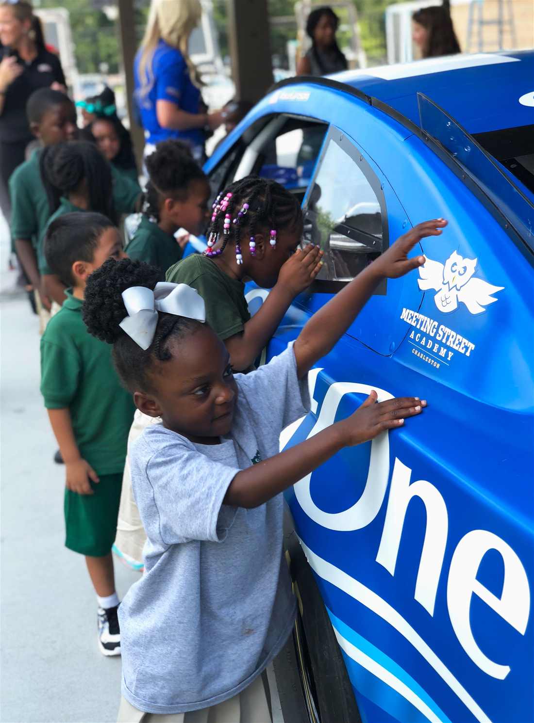 Photos: Kyle Larson, pit crew members visit Meeting Street Academy ...